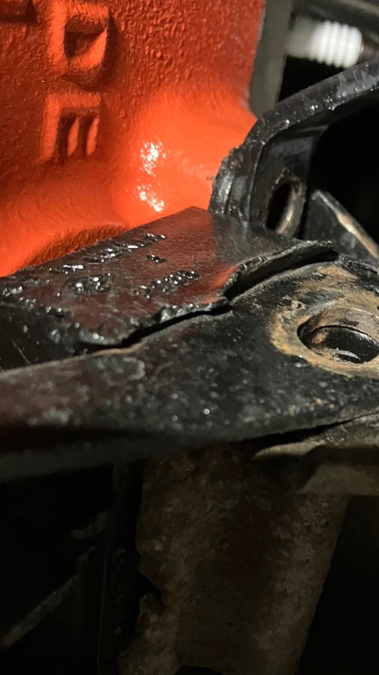 Broken engine mount - CorvetteForum - Chevrolet Corvette Forum Discussion