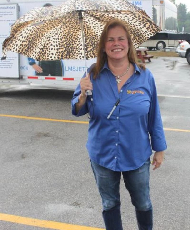 Detroiters, remember Gratiot AS? How 'bout Linda Vaughn ...