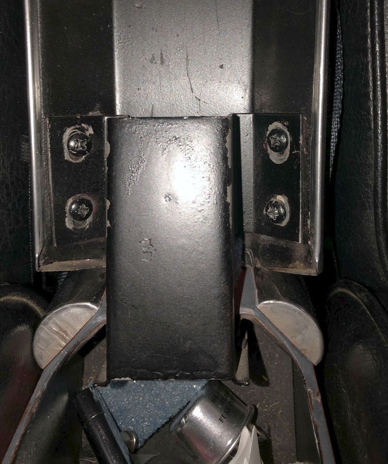 C1 1960 seat divider installation of trim etc - CorvetteForum ...