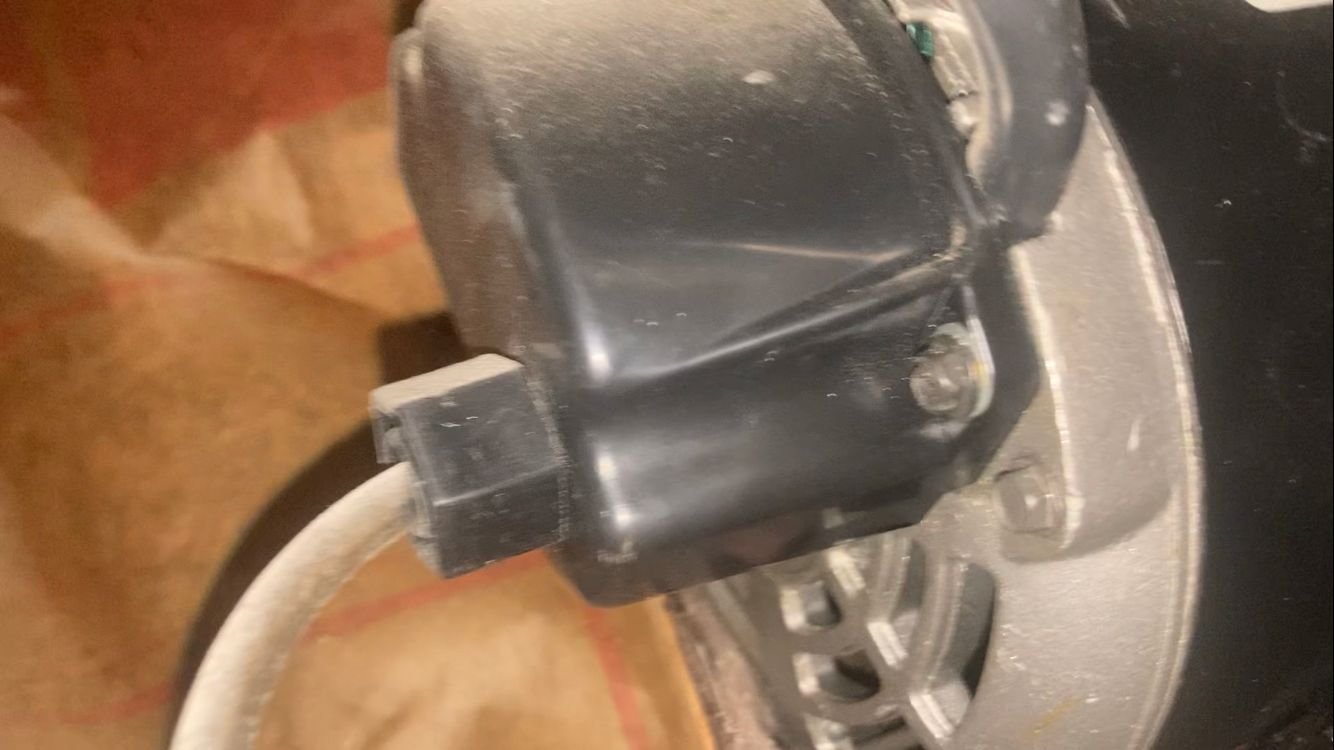 20 year old Jacuzzi, testing and replacing air switch and/or motor ...