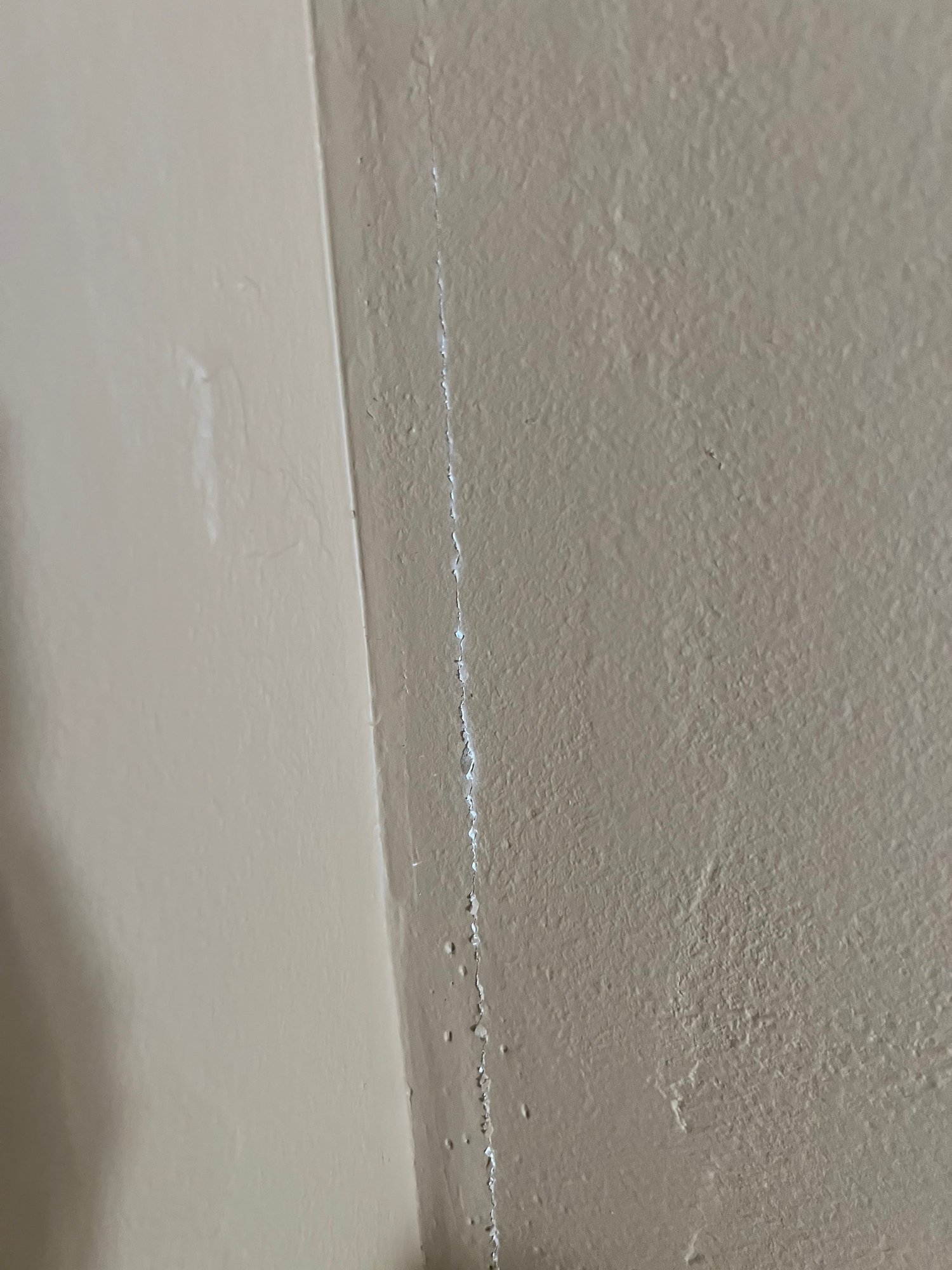 Drywall Inside Corner Repair - DoItYourself.com Community Forums