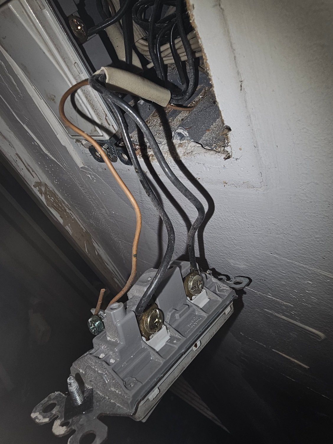 New wifi light switch need neutral wire - DoItYourself.com Community Forums