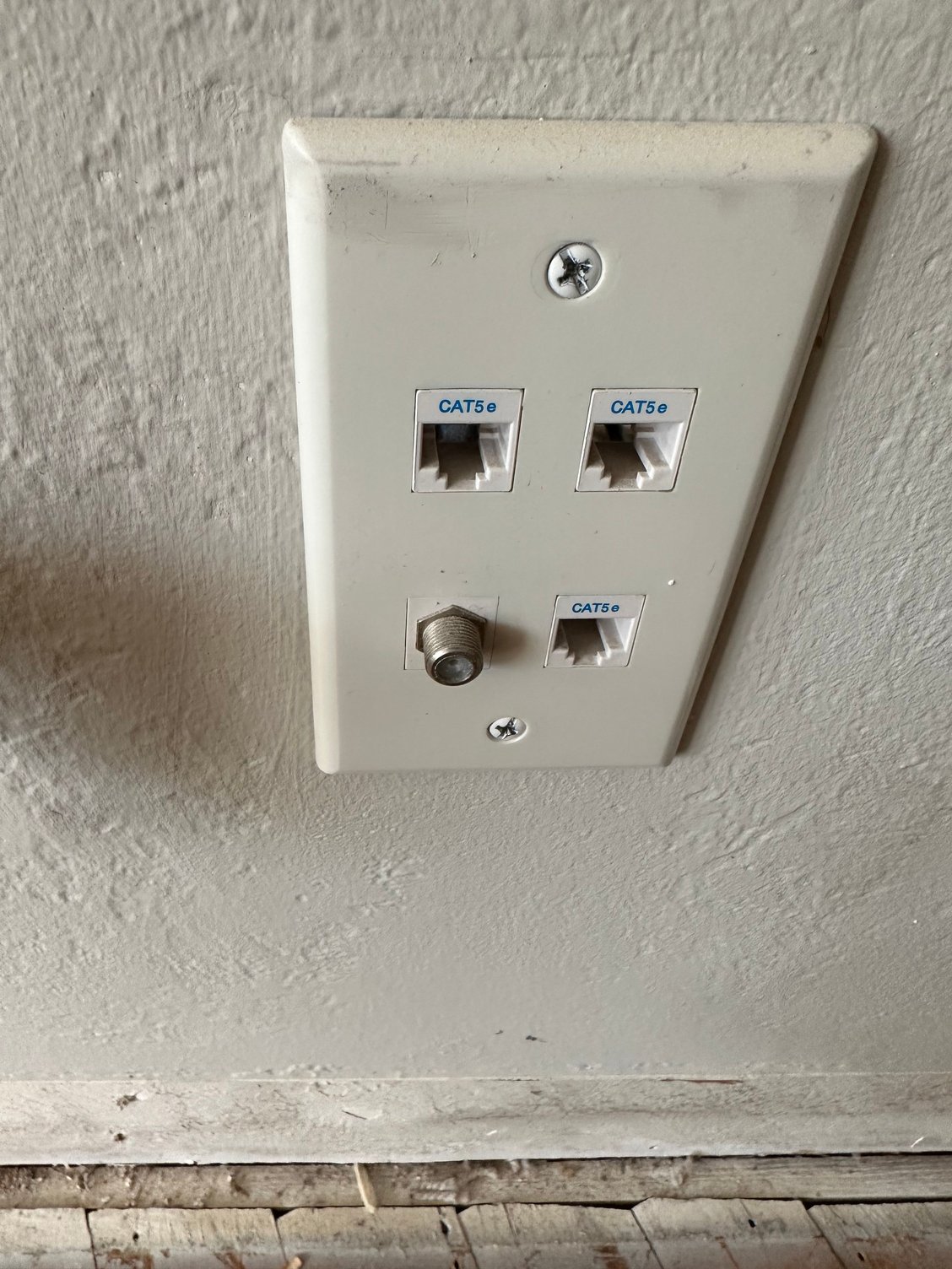 why a cat5e cable splits to two lines? - DoItYourself.com Community Forums