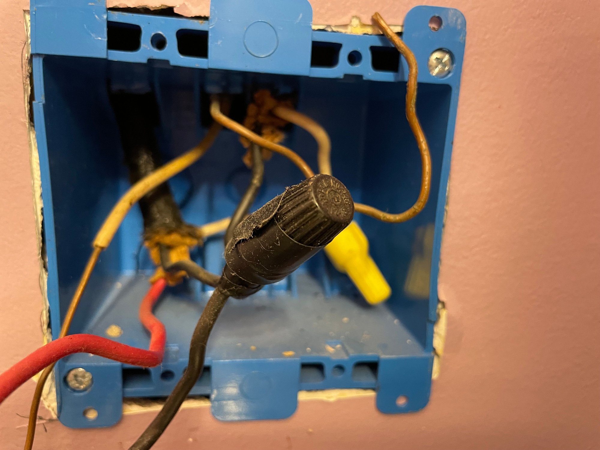Light switch, and outlet question - DoItYourself.com Community Forums