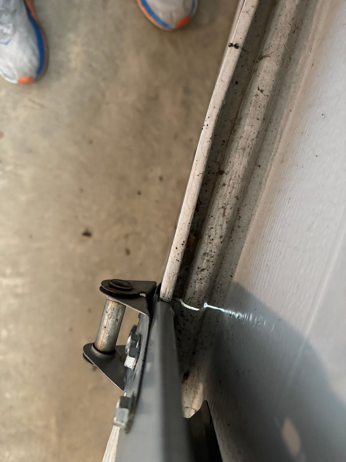 Garage door buckled - DoItYourself.com Community Forums