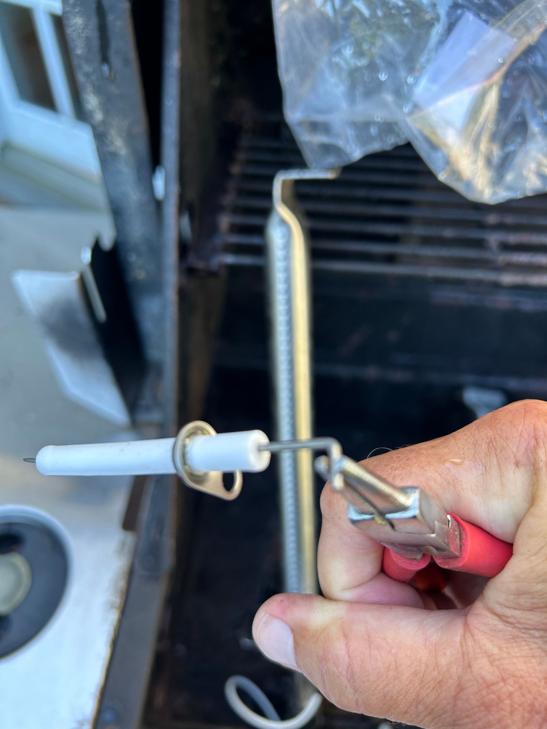 Rebuilding Vermont Castings BBQ gas grill VCS-4007 - DoItYourself.com ...