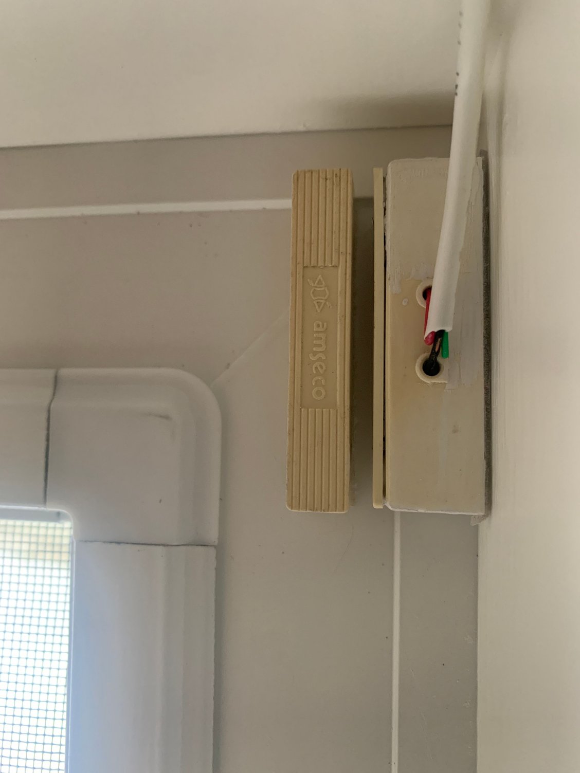 Normally Open vs Normally Closed-surface mount magnetic contact for ...