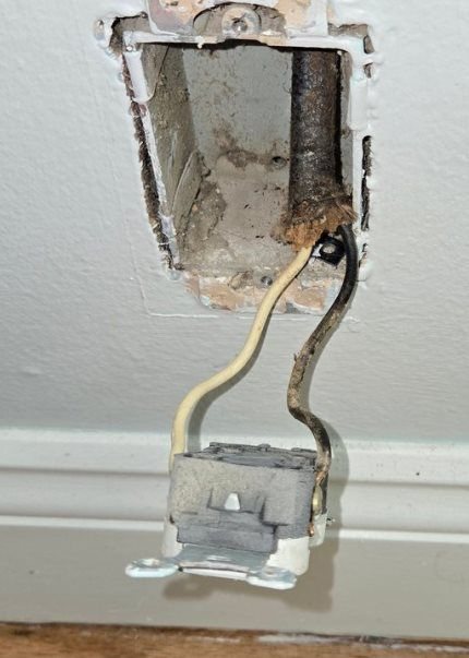 Changing switched receptacle to always live. - DoItYourself.com Community Forums