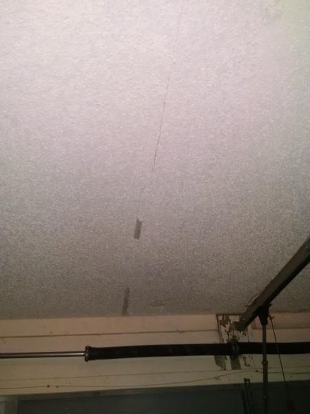 cracks in garage ceiling drywall along sheetrock seams - DoItYourself ...