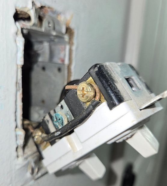 Changing switched receptacle to always live. - DoItYourself.com Community Forums