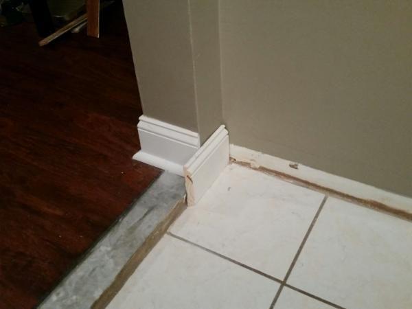 Transition Baseboards Across Different Floor Levels (1.5in diff from rm ...
