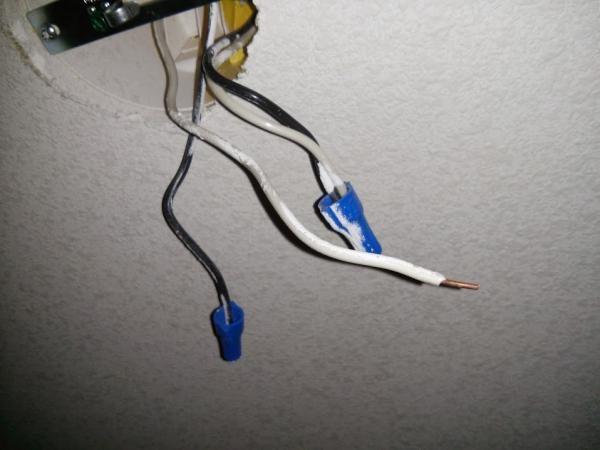 Problem wiring ceiling light - DoItYourself.com Community Forums