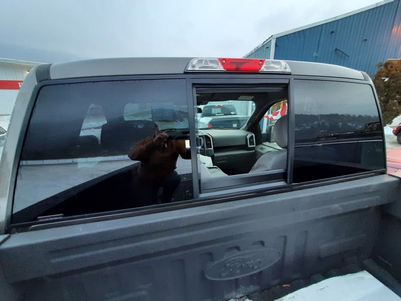 Sliding rear window '22 model for reg cab - Ford F150 Forum - Community ...