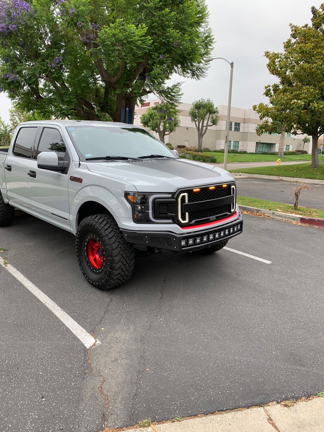 SOLD...2018+ Grille with LED running lights and LED RTR style ...