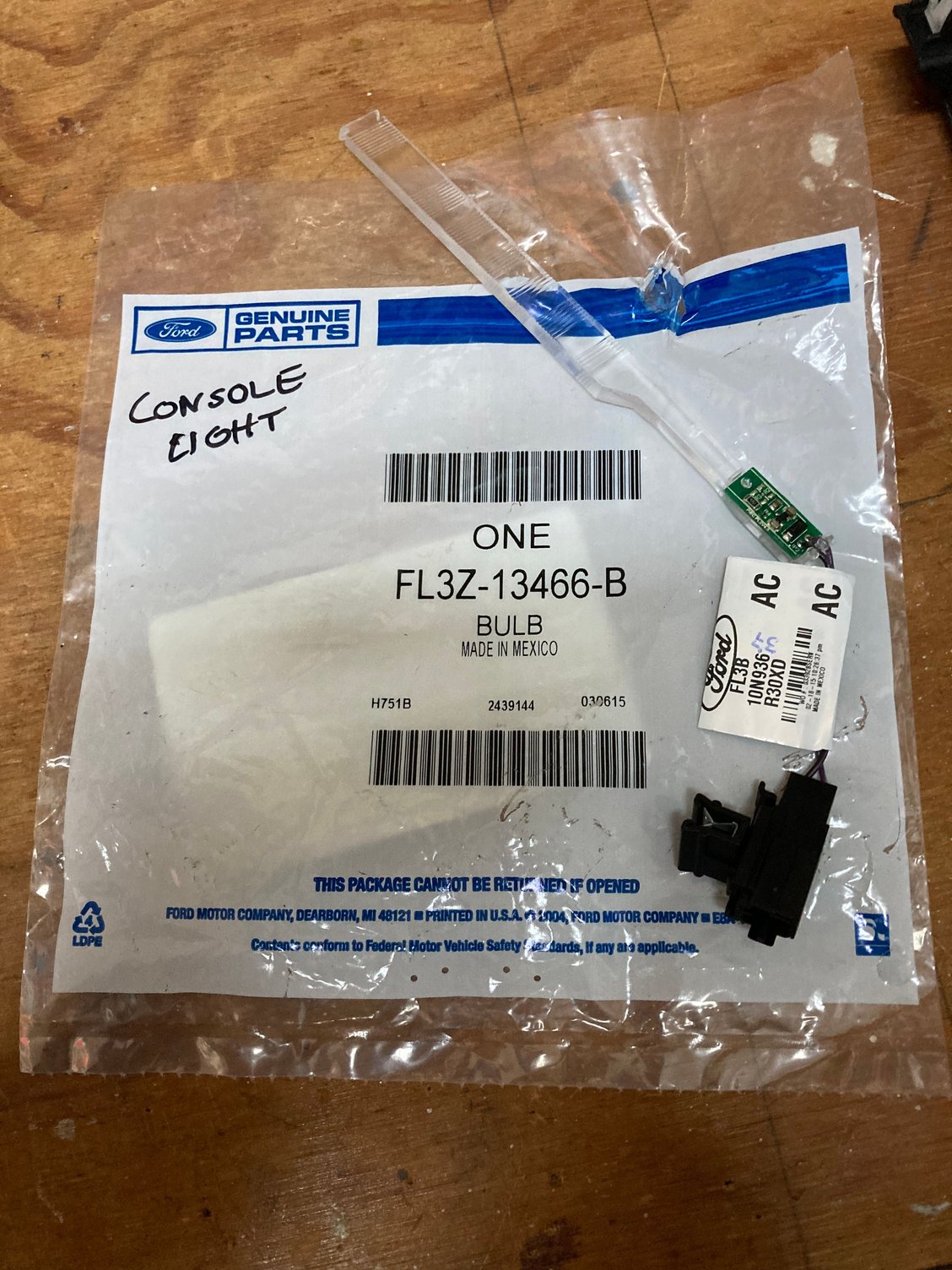 PRNDL indicator on the console does not illuminate(2018 F150) - Page 24 ...