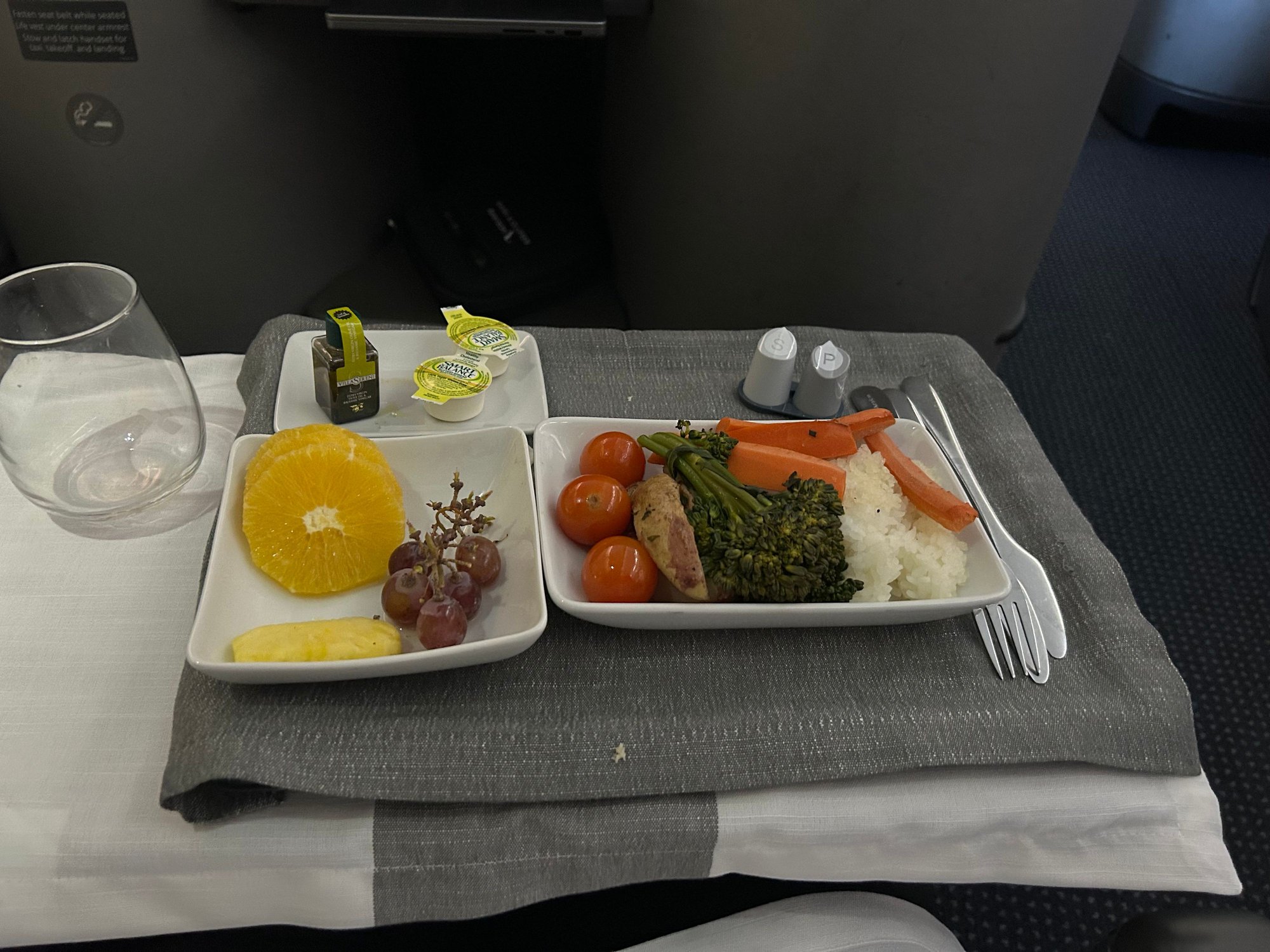 2023 AA Domestic Meal / Meals - menu / photos / etc. (master thread ...