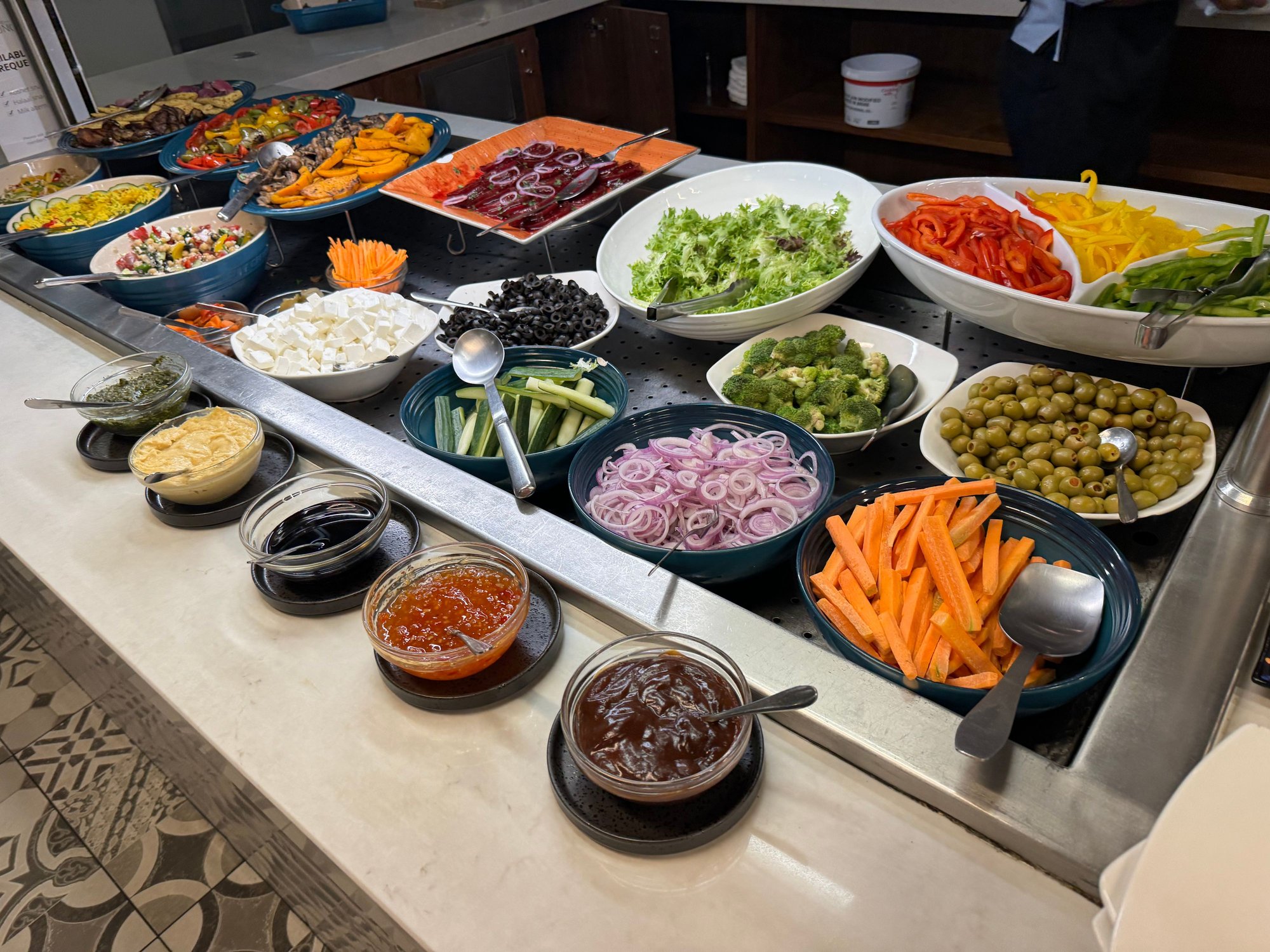 Query: SAA domestic lounge OR Tambo - FlyerTalk Forums