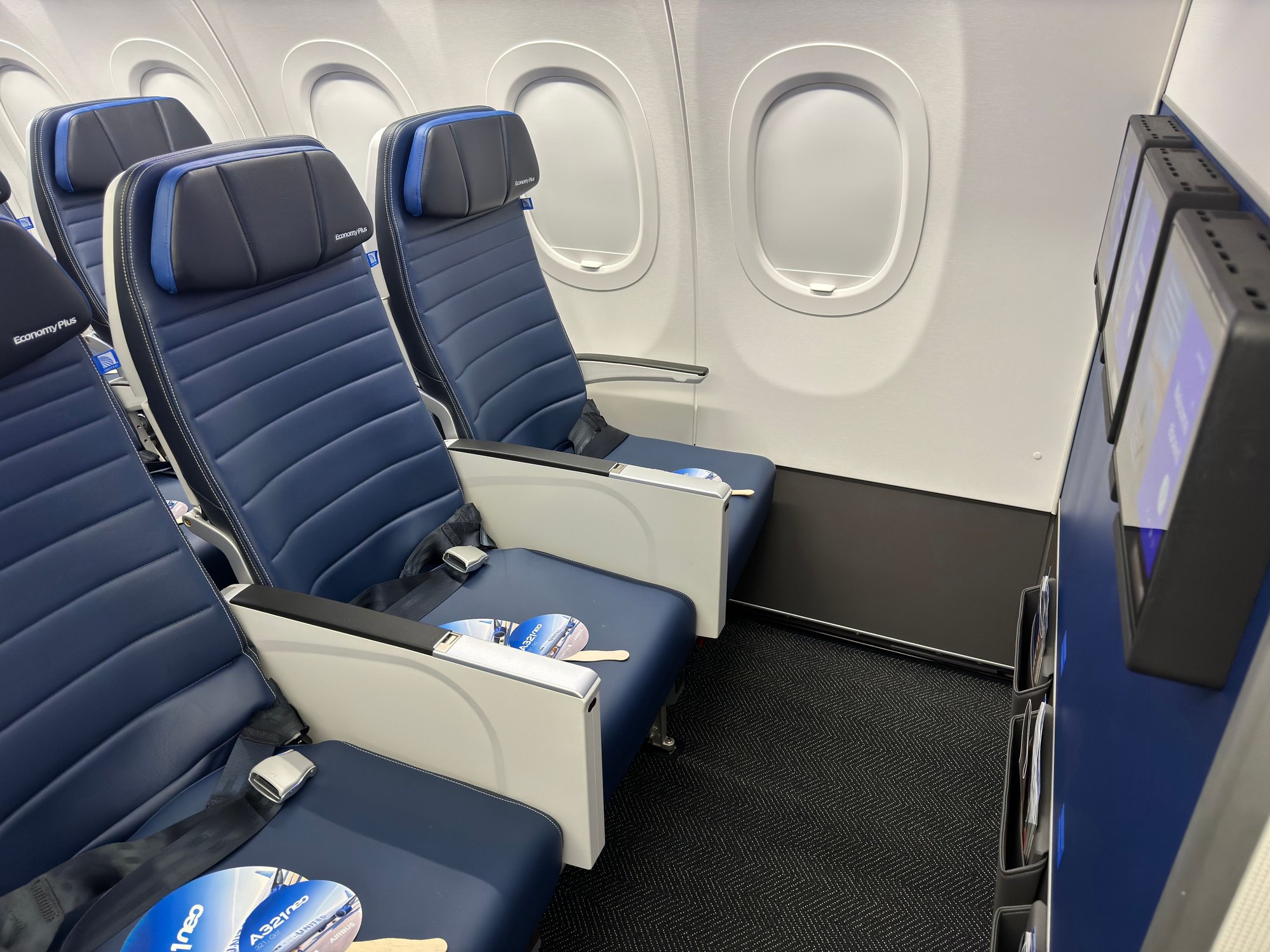 Everything You Wanted to Know About Where to Sit on the UA Airbus ...