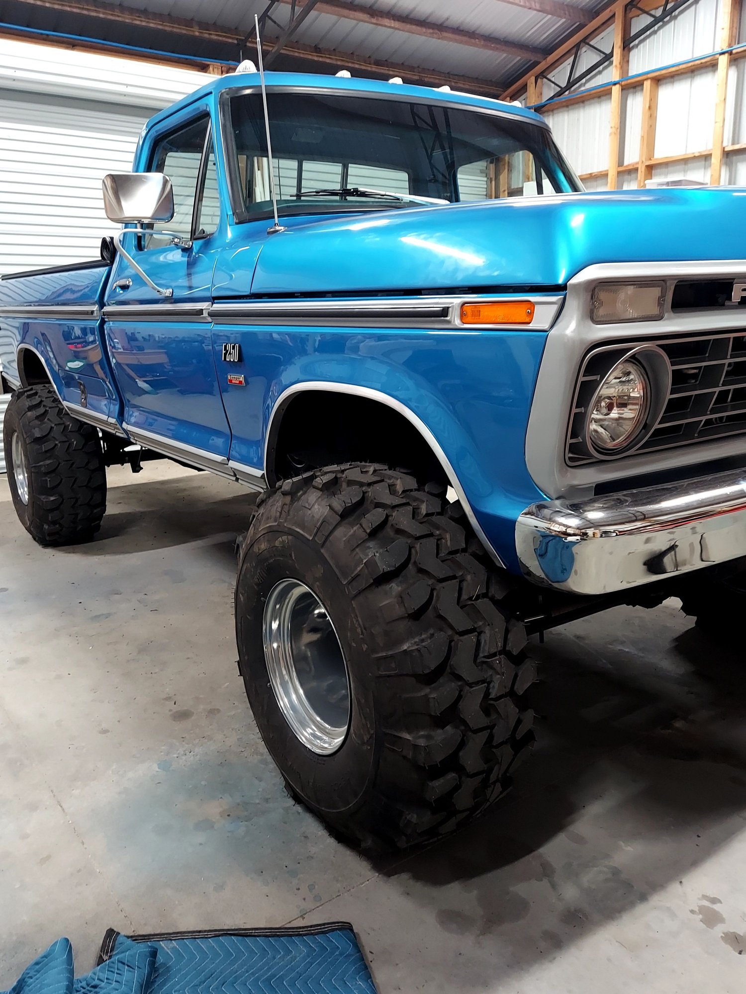 New guy, 73 f250 CS on 77 f250 4x4 frame project - Ford Truck ...