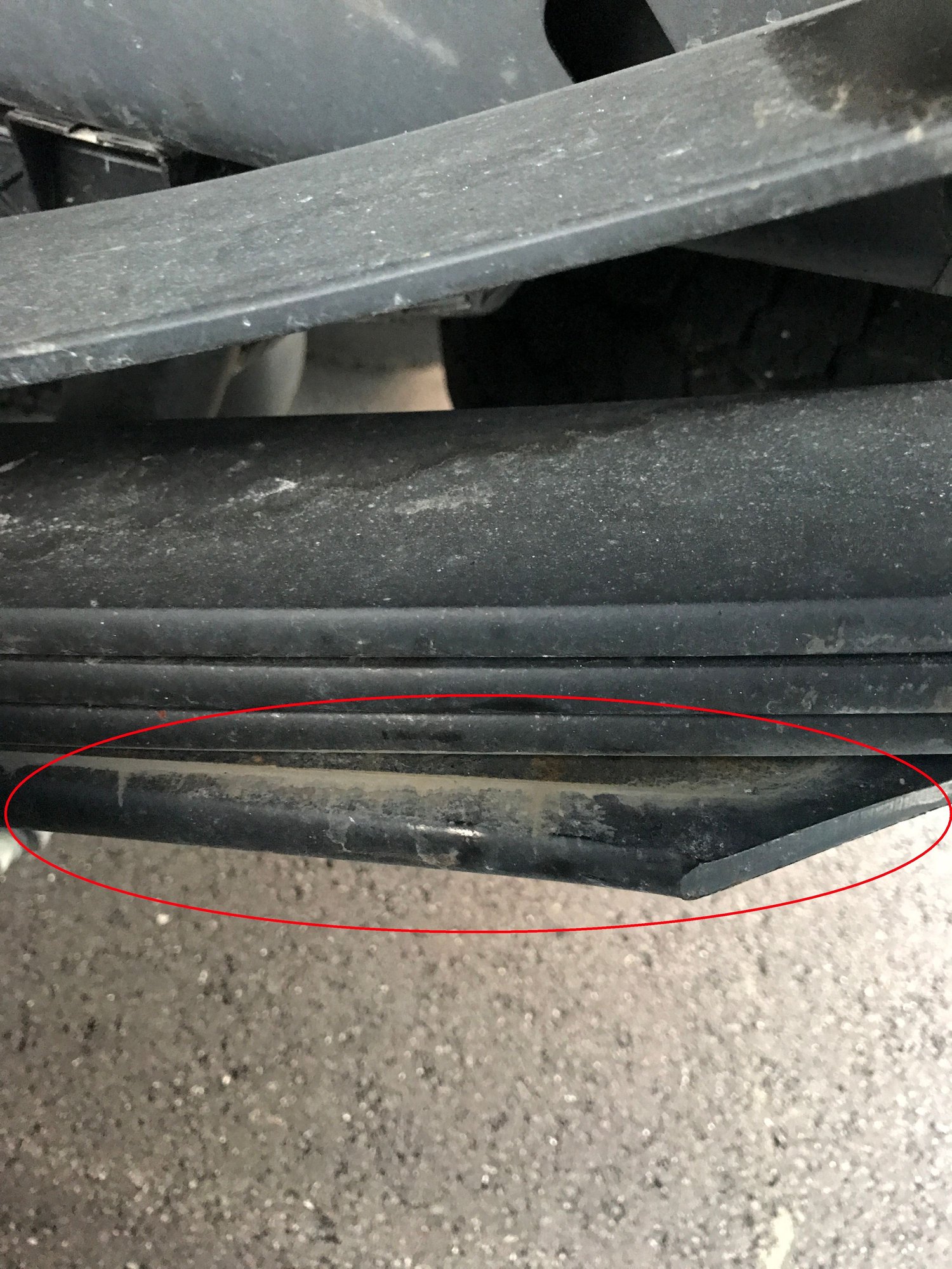 Drivers side leaf spring shifted - Ford Truck Enthusiasts Forums