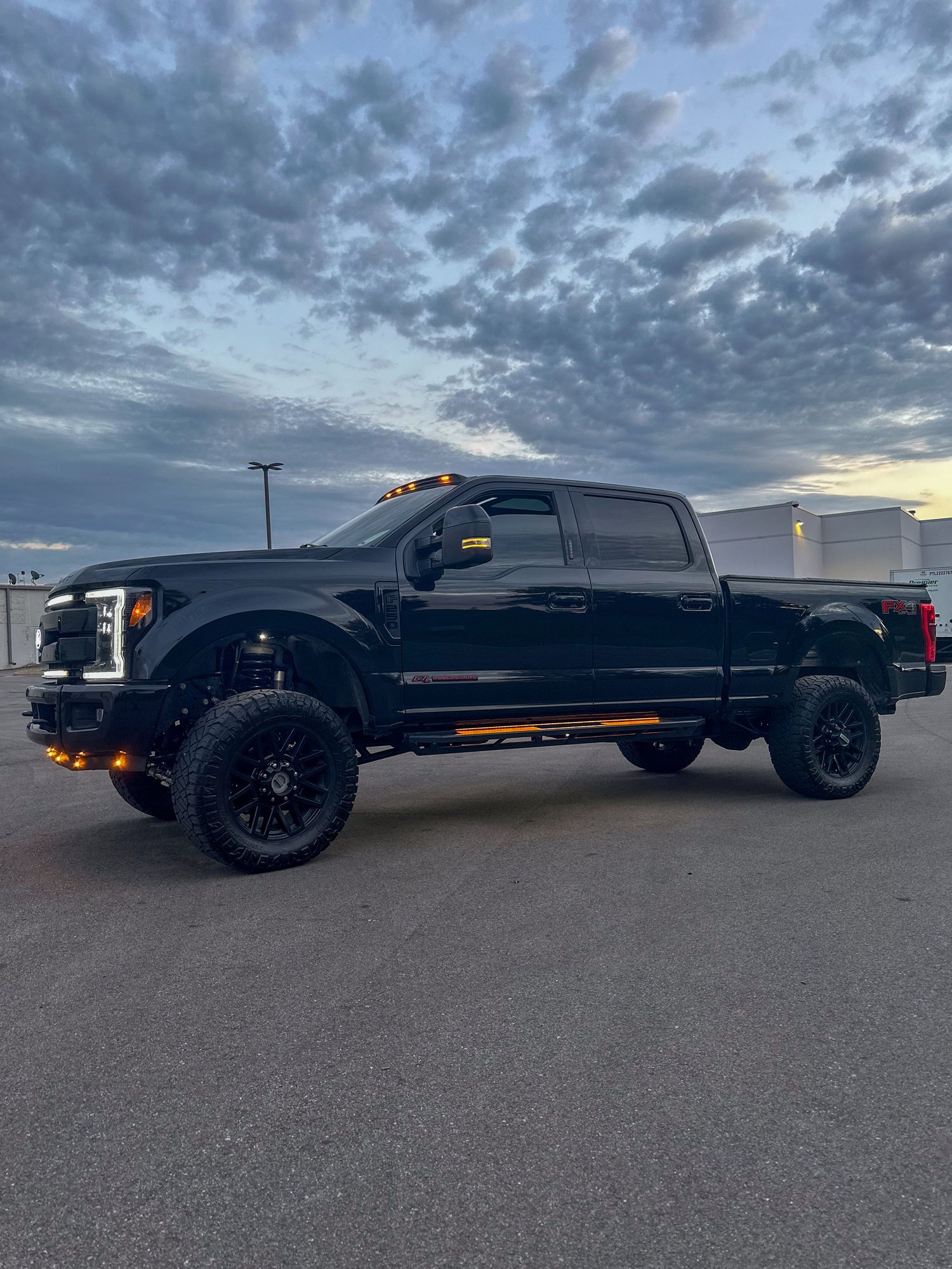 Finally lifted my 19' F250 (Pics) - Ford Truck Enthusiasts Forums