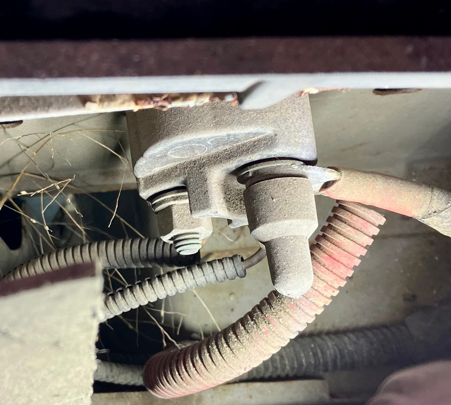 Isolating dual batteries - Ford Truck Enthusiasts Forums