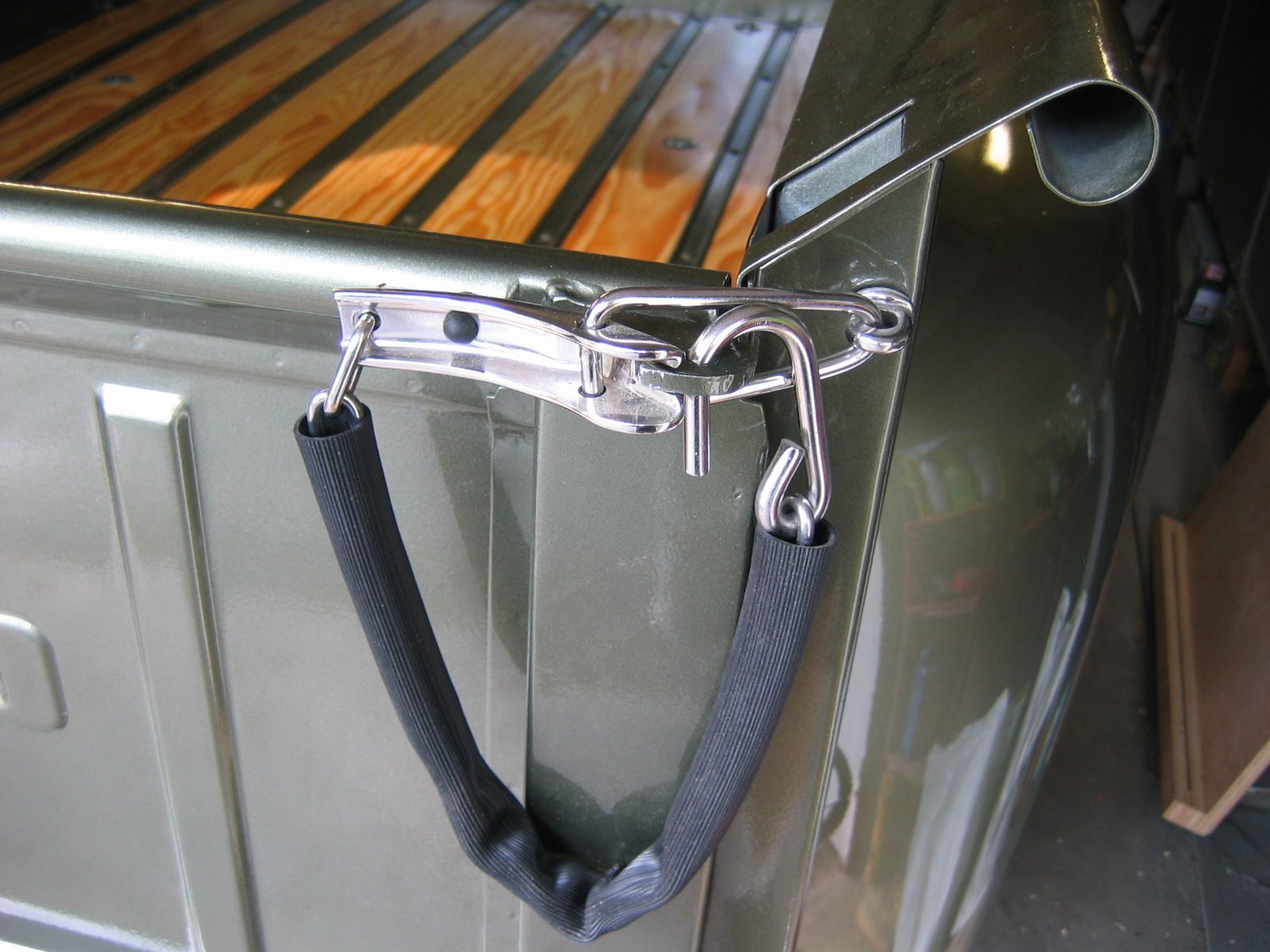 Tailgate bumpers (rubber) - Ford Truck Enthusiasts Forums