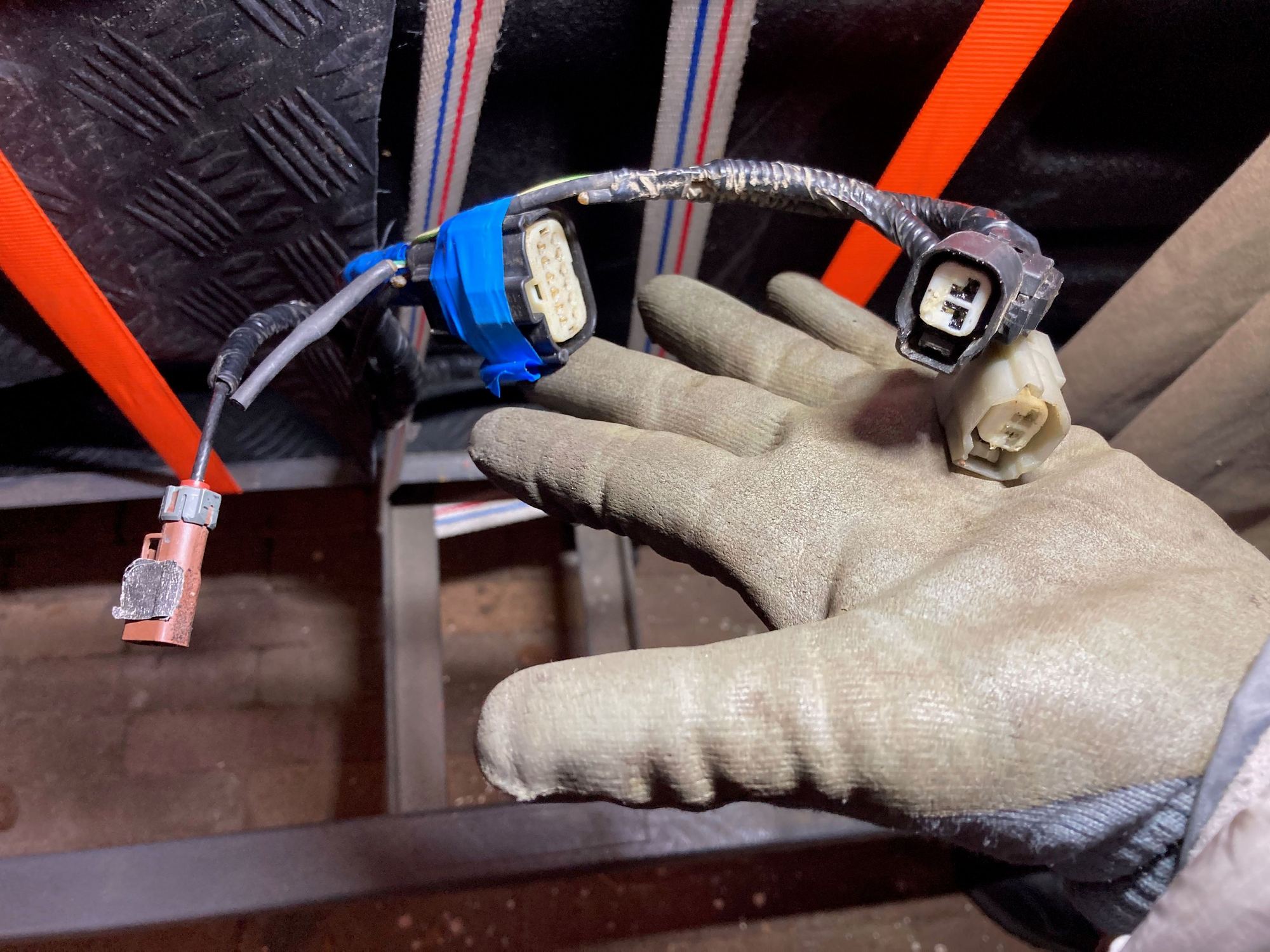 Tailgate removal. Wiring connectors - Ford Truck Enthusiasts Forums