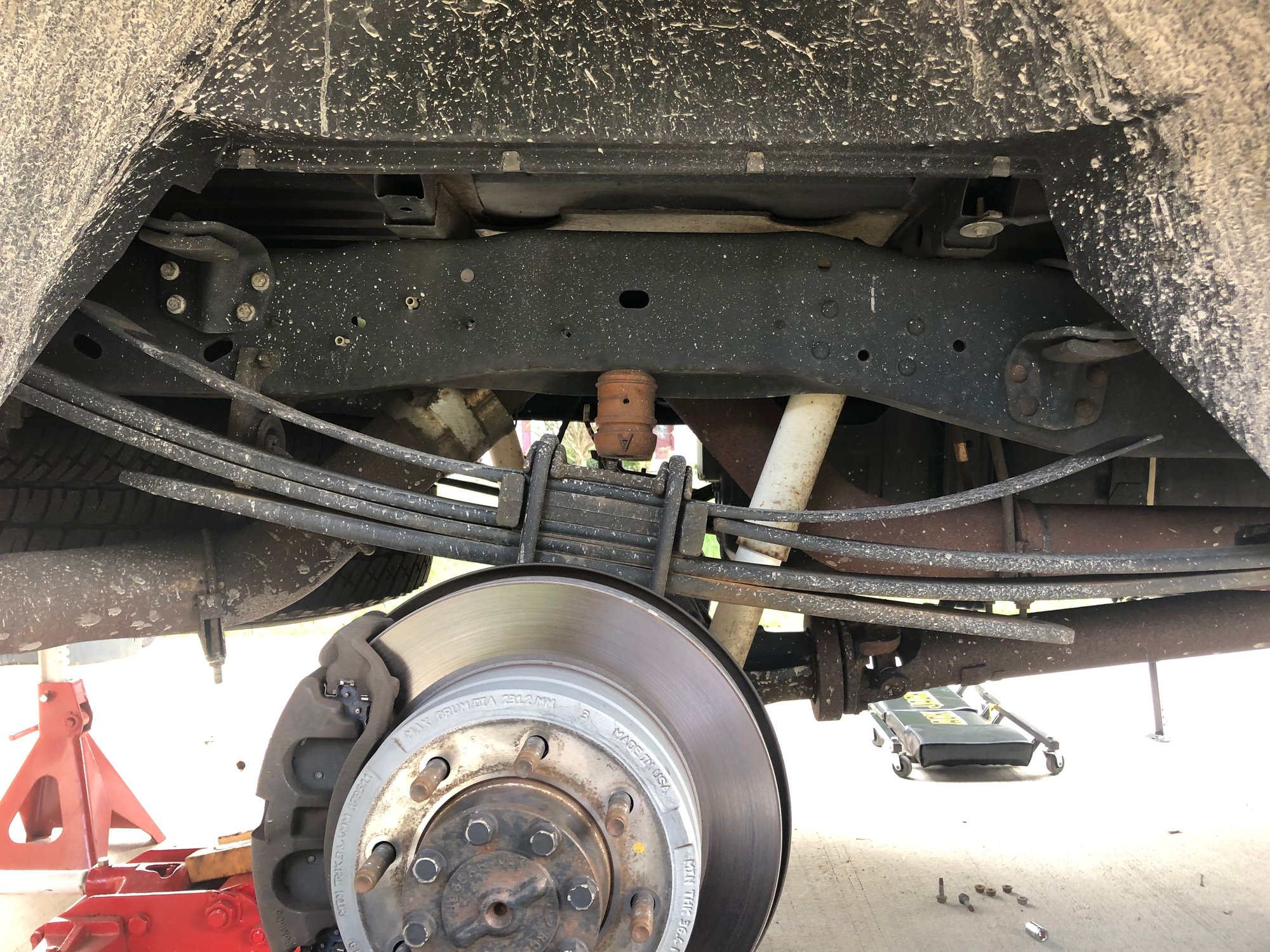 Rear leaf spring broke, one leaf, big deal? - Ford Truck Enthusiasts Forums