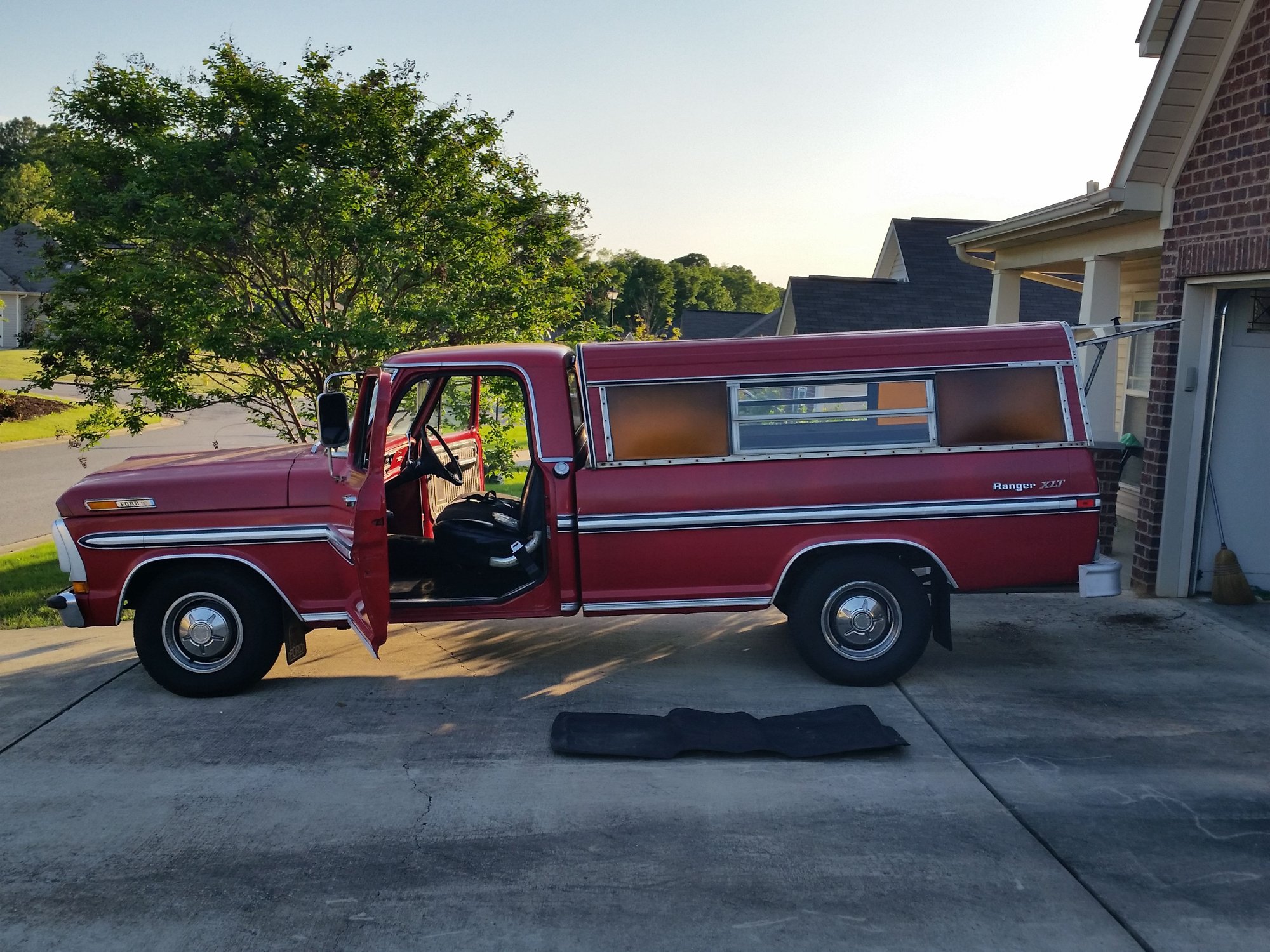 New guy here. Just got a 1972 F100 Ranger XLT 400 V8 - Ford Truck ...
