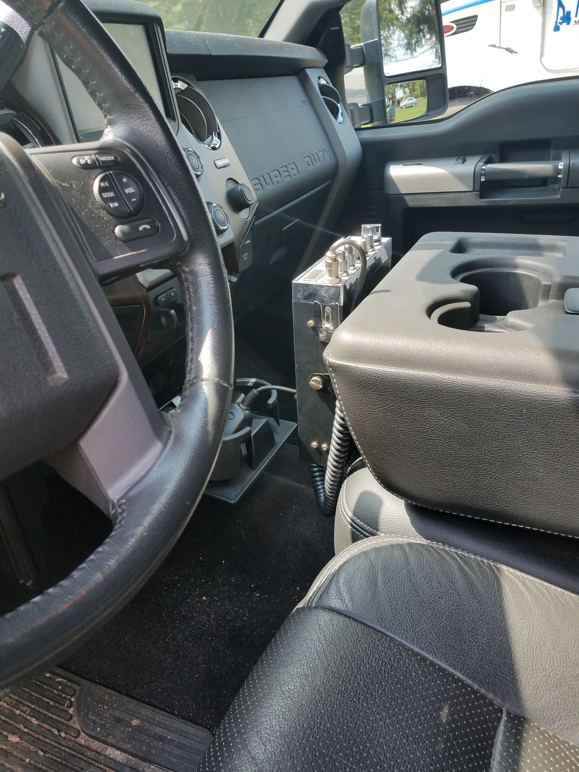 CB Mount - Ford Truck Enthusiasts Forums