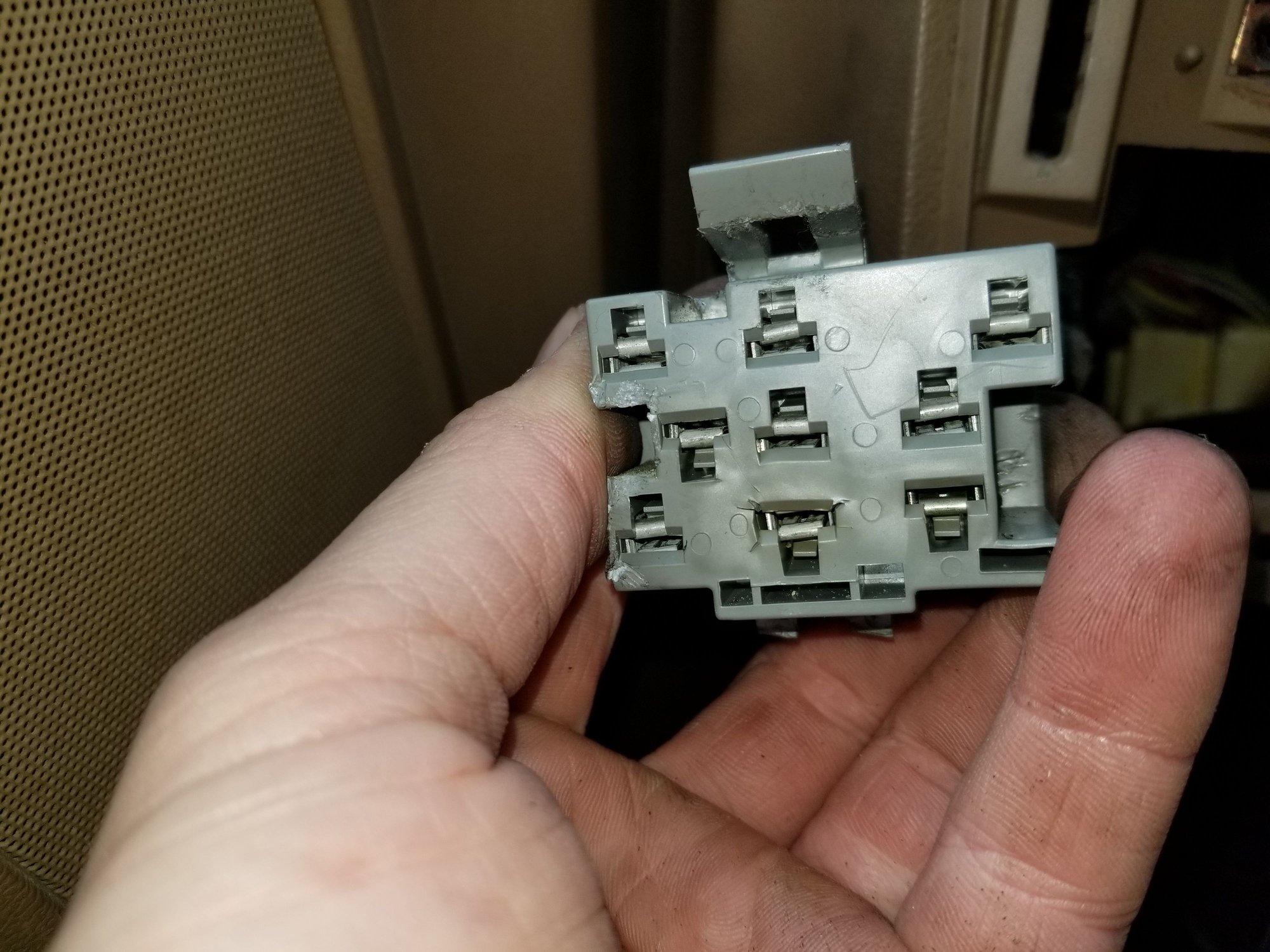 My fuse box melted and caught fire! - Ford Truck Enthusiasts Forums