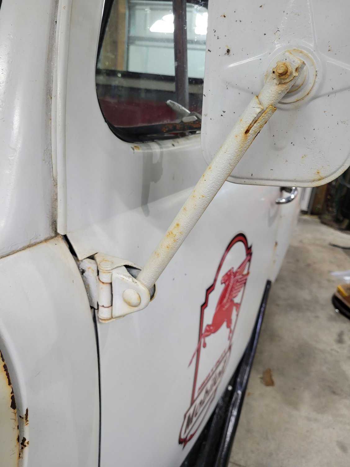 Mirror Bracket - Ford Truck Enthusiasts Forums