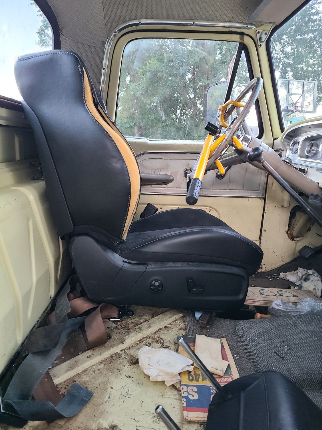 bucket seats for your f100? - Ford Truck Enthusiasts Forums