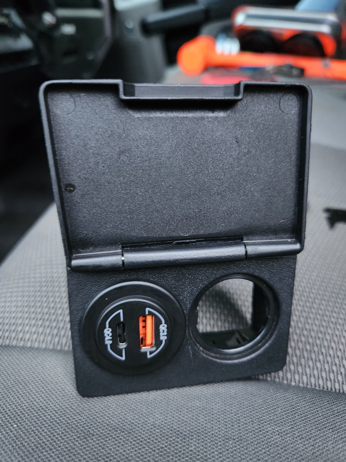 Has anyone replaced their 12v outlets? - Ford Truck Enthusiasts Forums