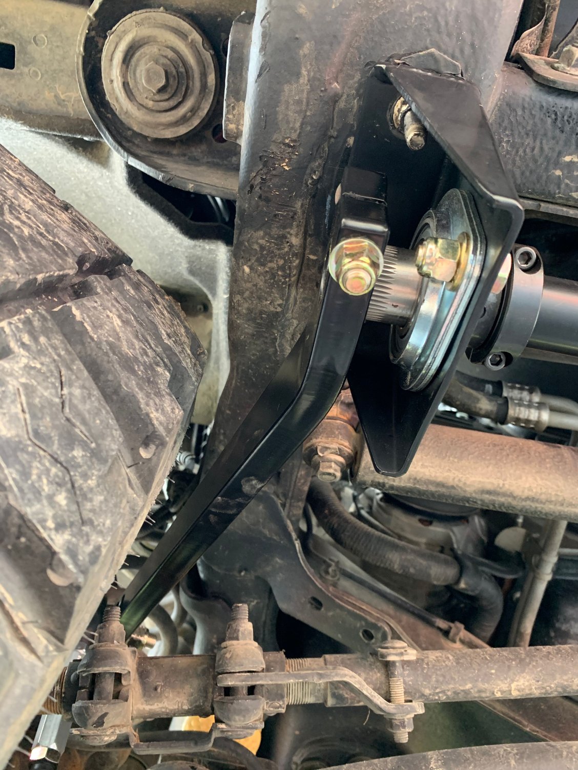 How to run 37’s no lift AND removing rear block - Ford Truck ...