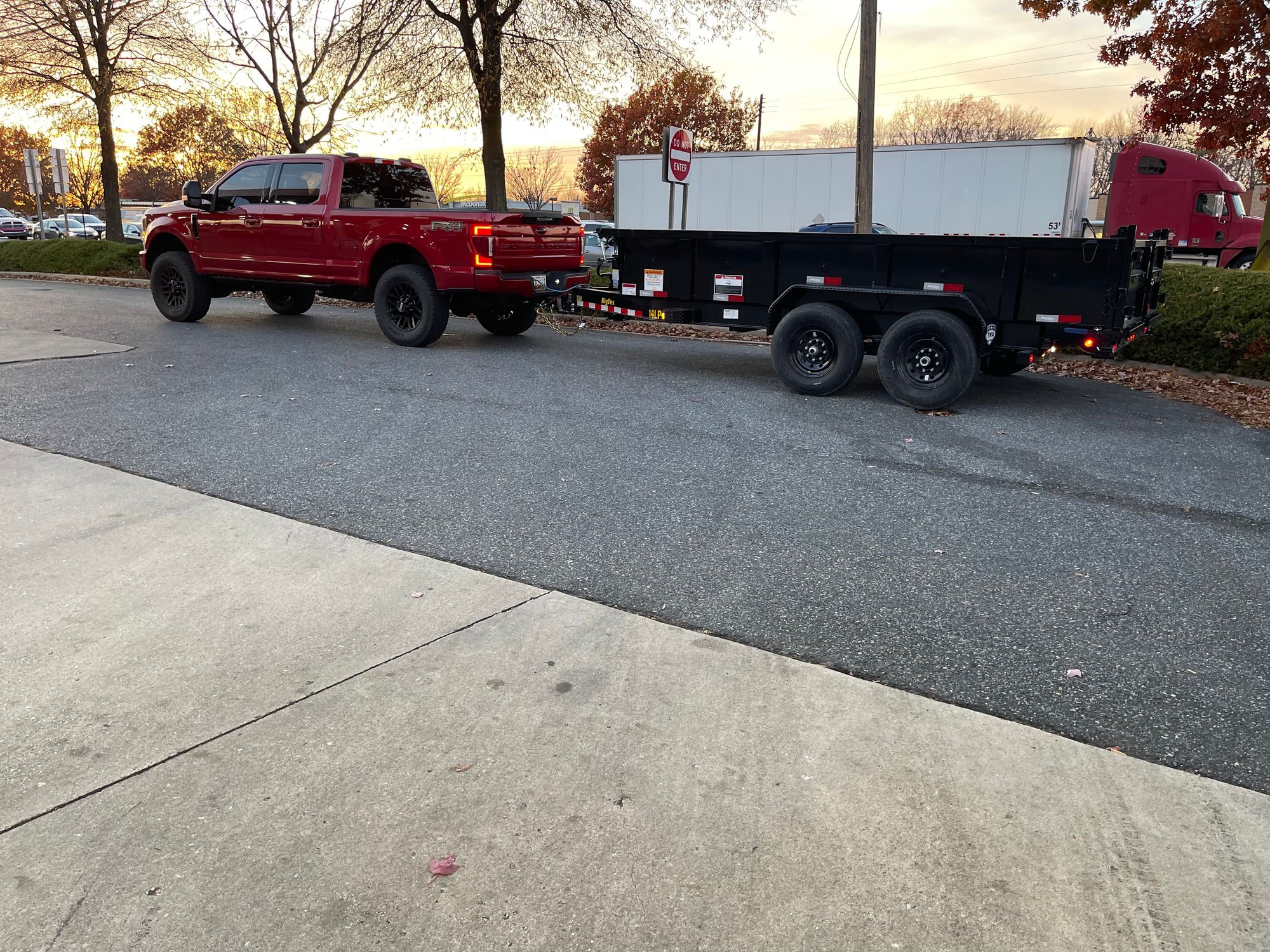 Calling all Tire Gurus..37x12.5r17 on Factory Steel Wheels - Ford Truck Enthusiasts Forums
