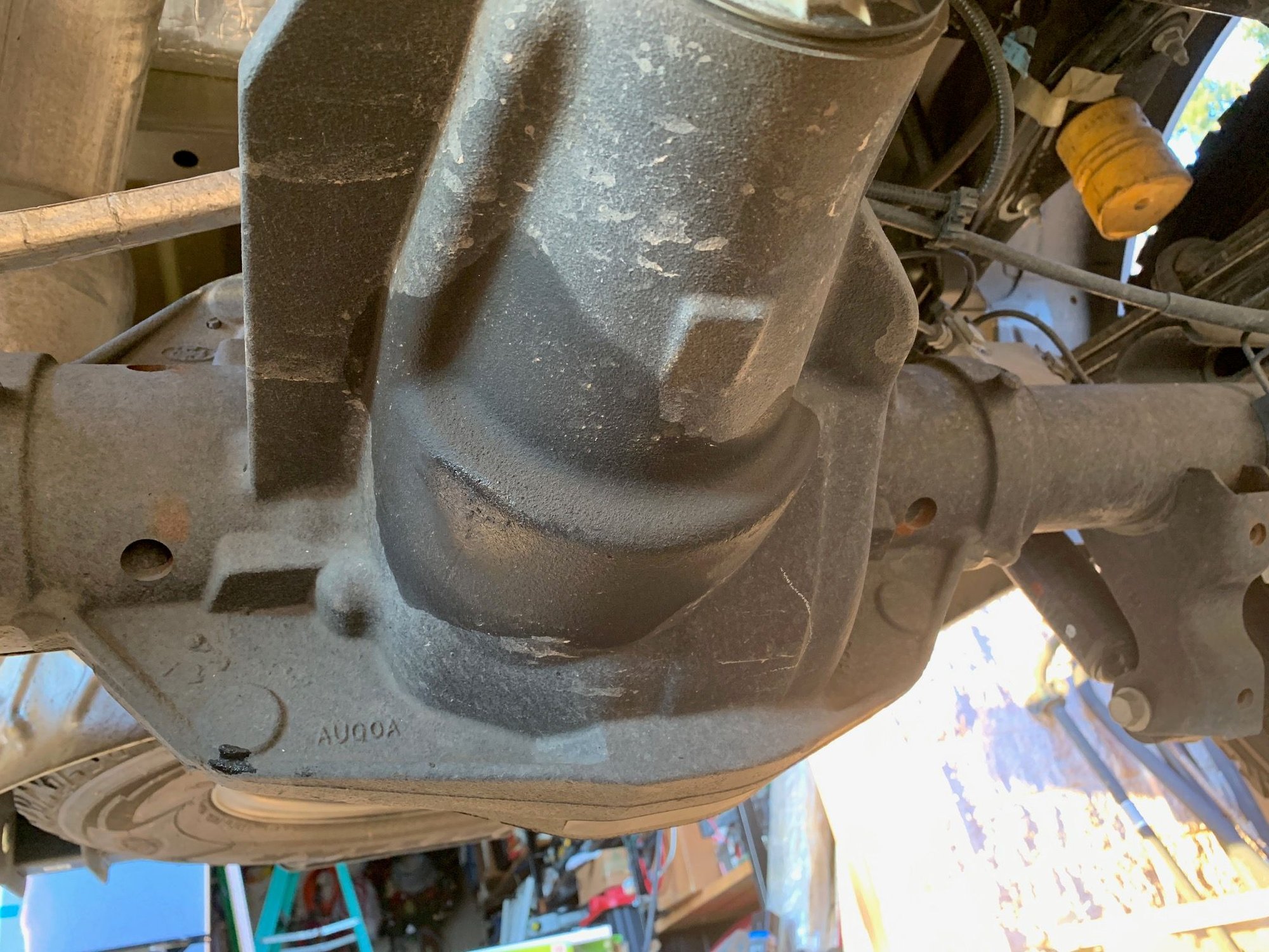 Boo my axle housing is leaking - Ford Truck Enthusiasts Forums