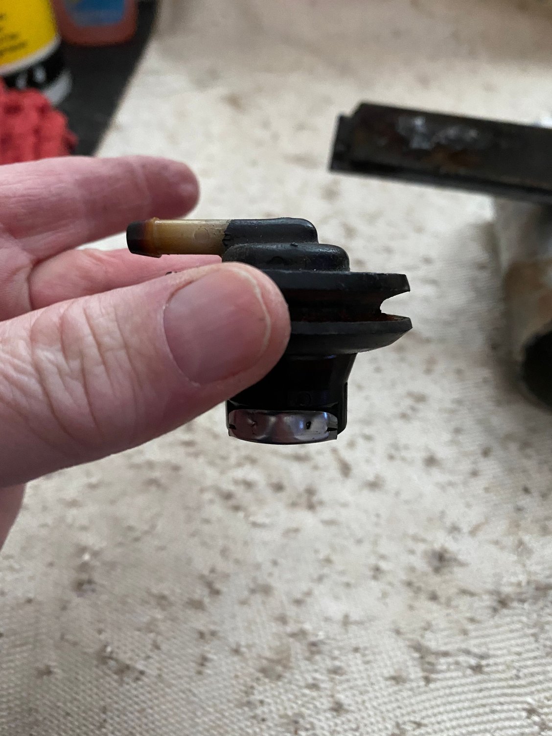 What is this part? A check valve? - Ford Truck Enthusiasts Forums