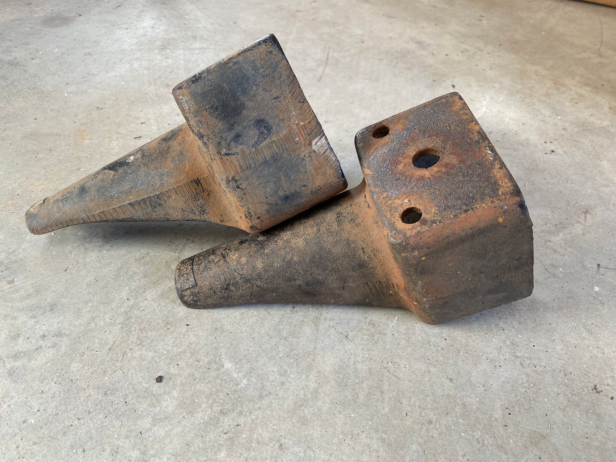 Rear Spring Lift Blocks from 97 SRW F350 - Ford Truck Enthusiasts Forums