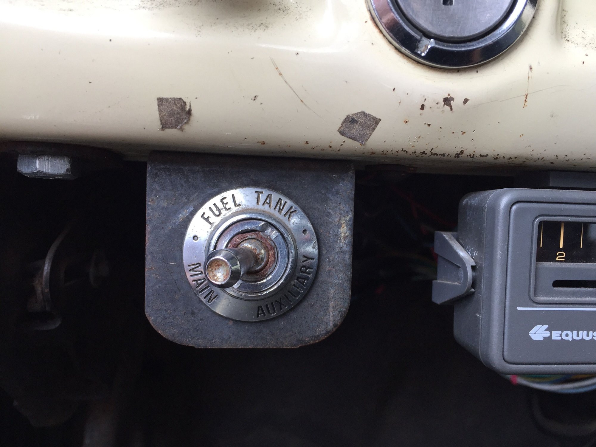 Need a picture of tank selector switch, please. - Ford Truck ...
