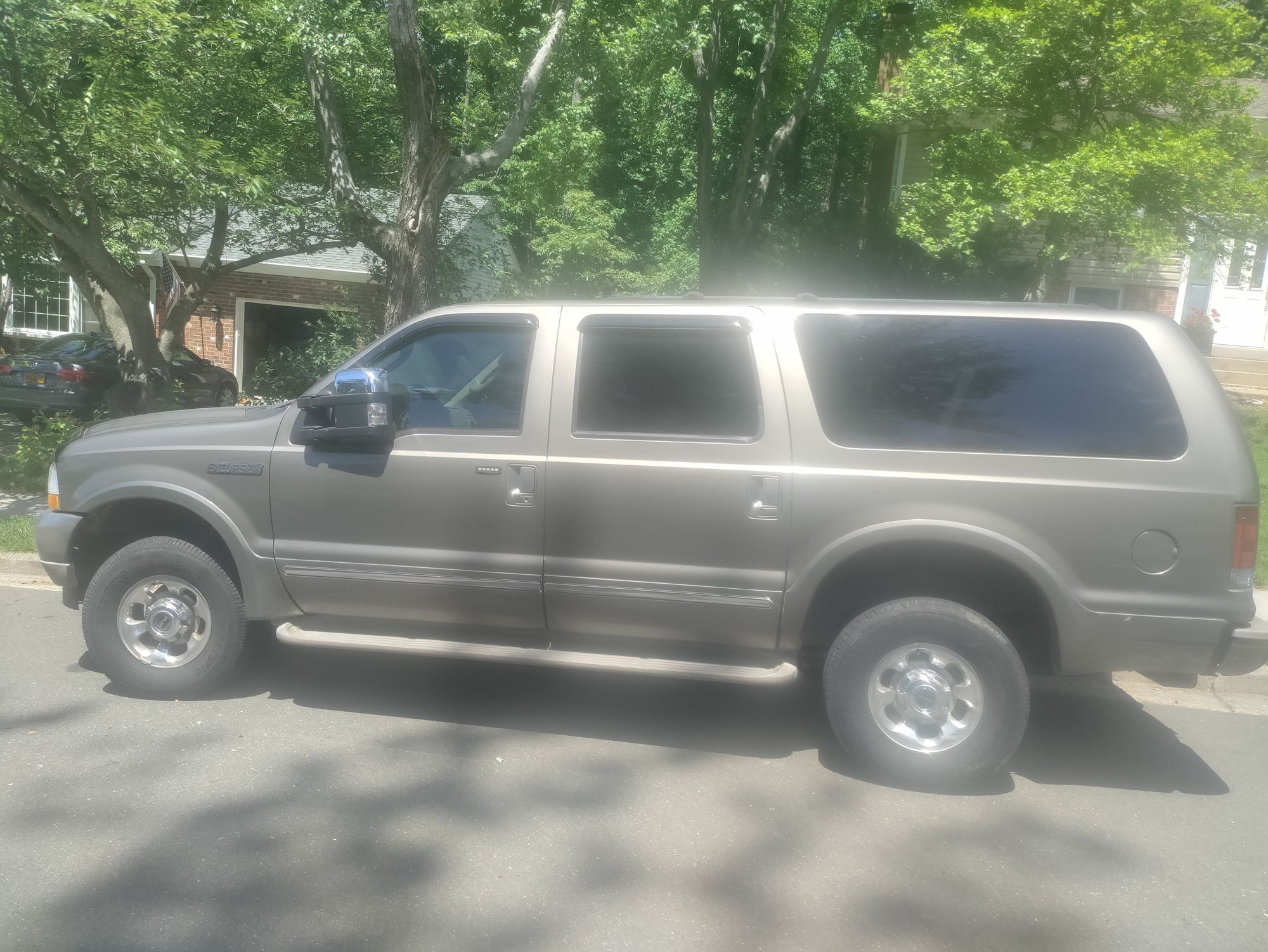 Great Excursion for your Custom Build or Tow Rig - Ford Truck ...