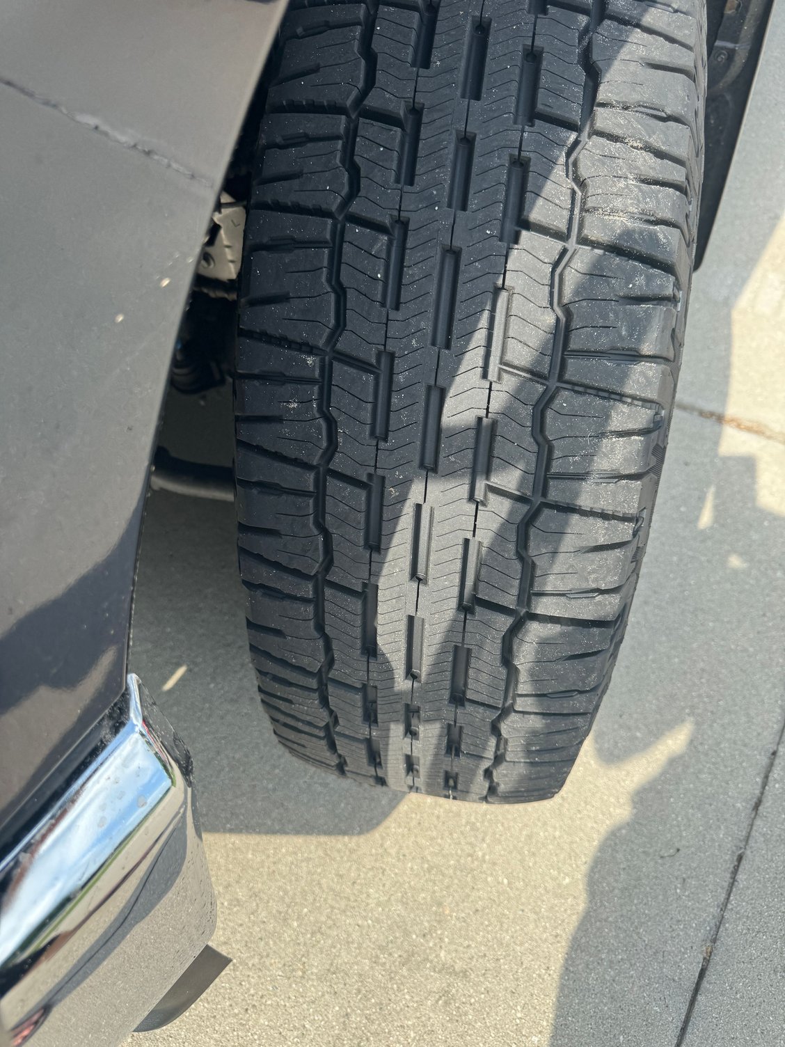 Got any pics of 295 tires on 23+ SDs? - Page 2 - Ford Truck Enthusiasts ...