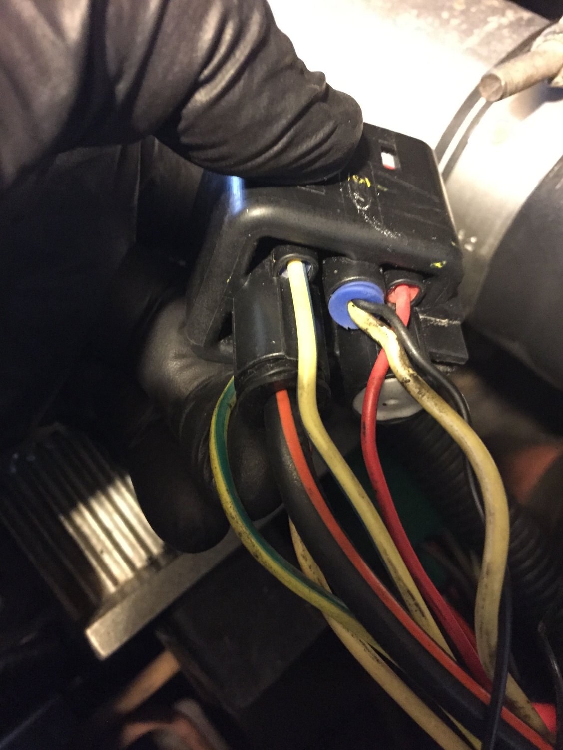 Figured out how to hook the GPCM to an LED w/Pictures - Ford Truck ...