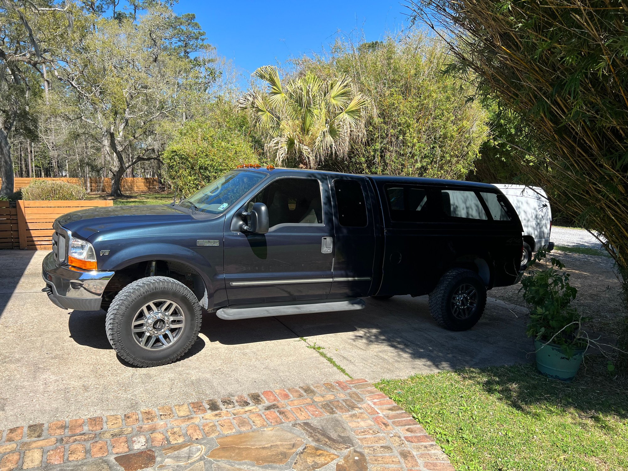 2000 F250 16 inch Factory to 2018 18 inch Factory Rims - Ford Truck ...