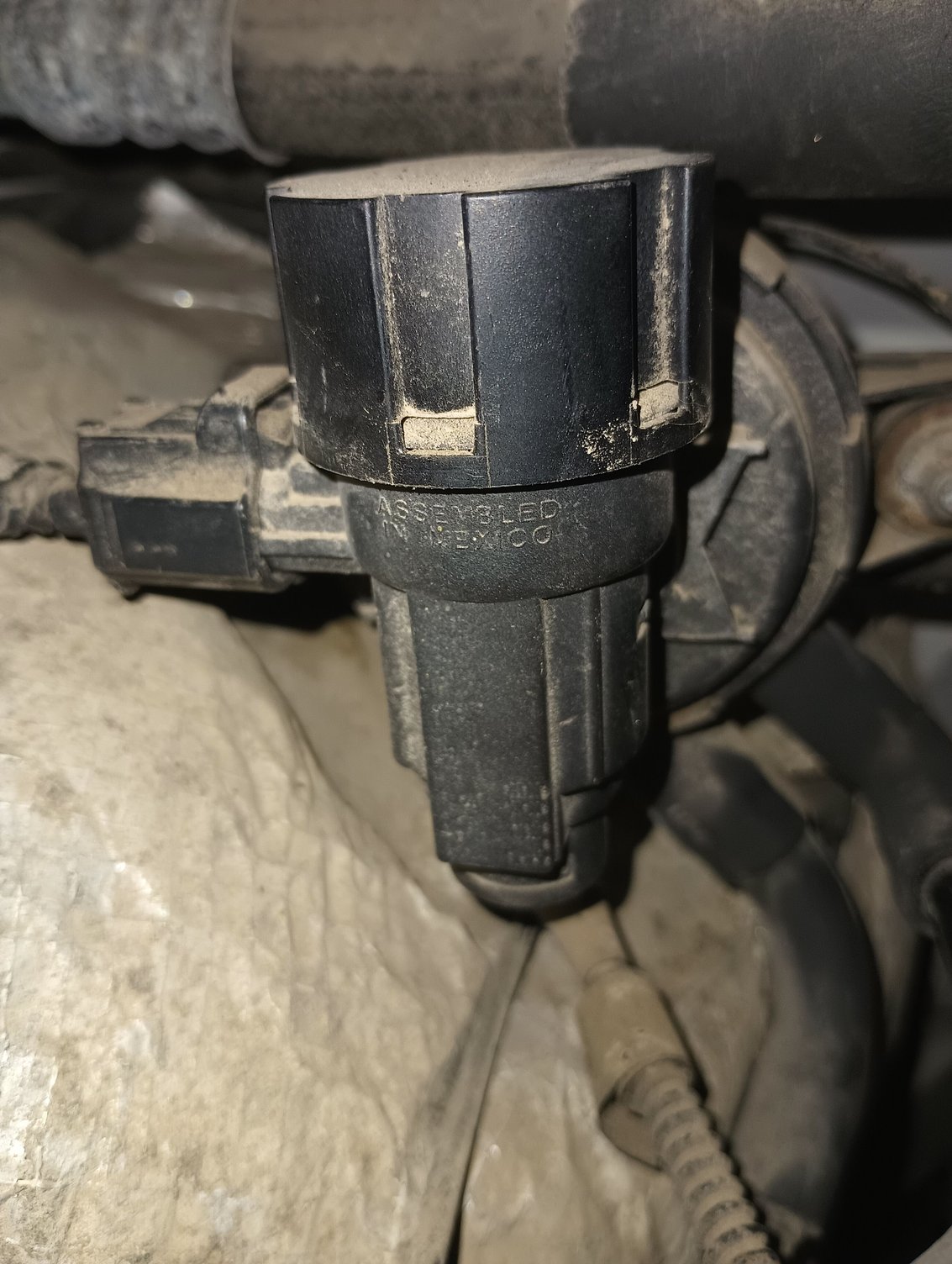 What are these sensors / devices? - Ford Truck Enthusiasts Forums