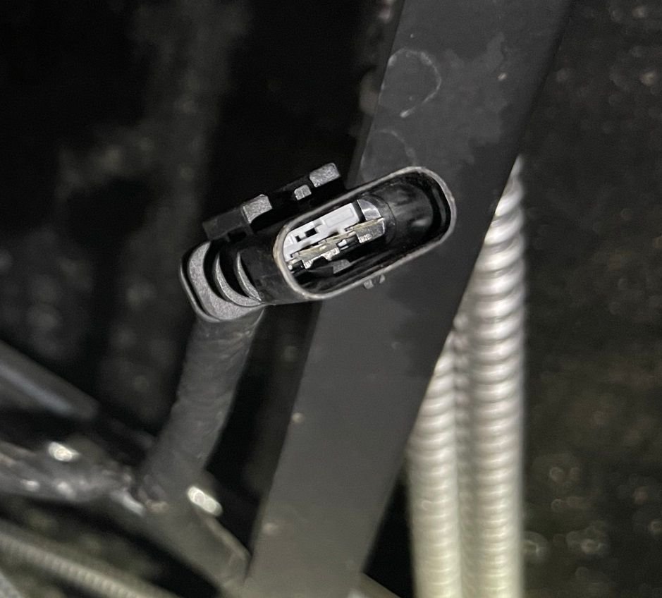 stolen cat, where is the O2 sensor? - Ford Truck Enthusiasts Forums