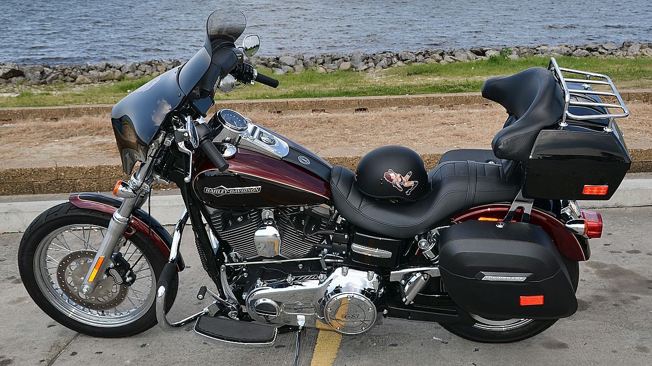 Harley Switchback Trunk