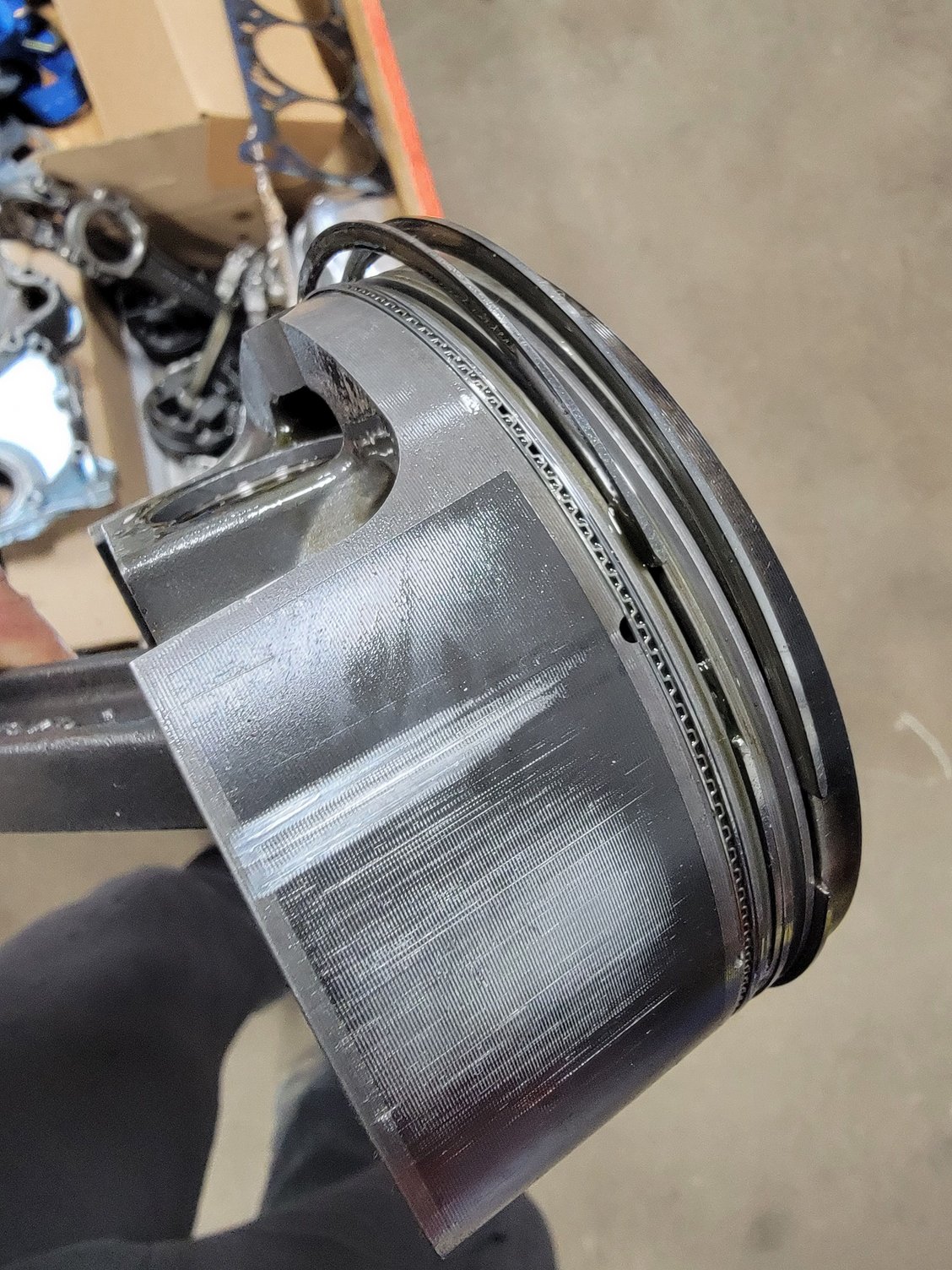 Pistons and coatings - Offshoreonly.com