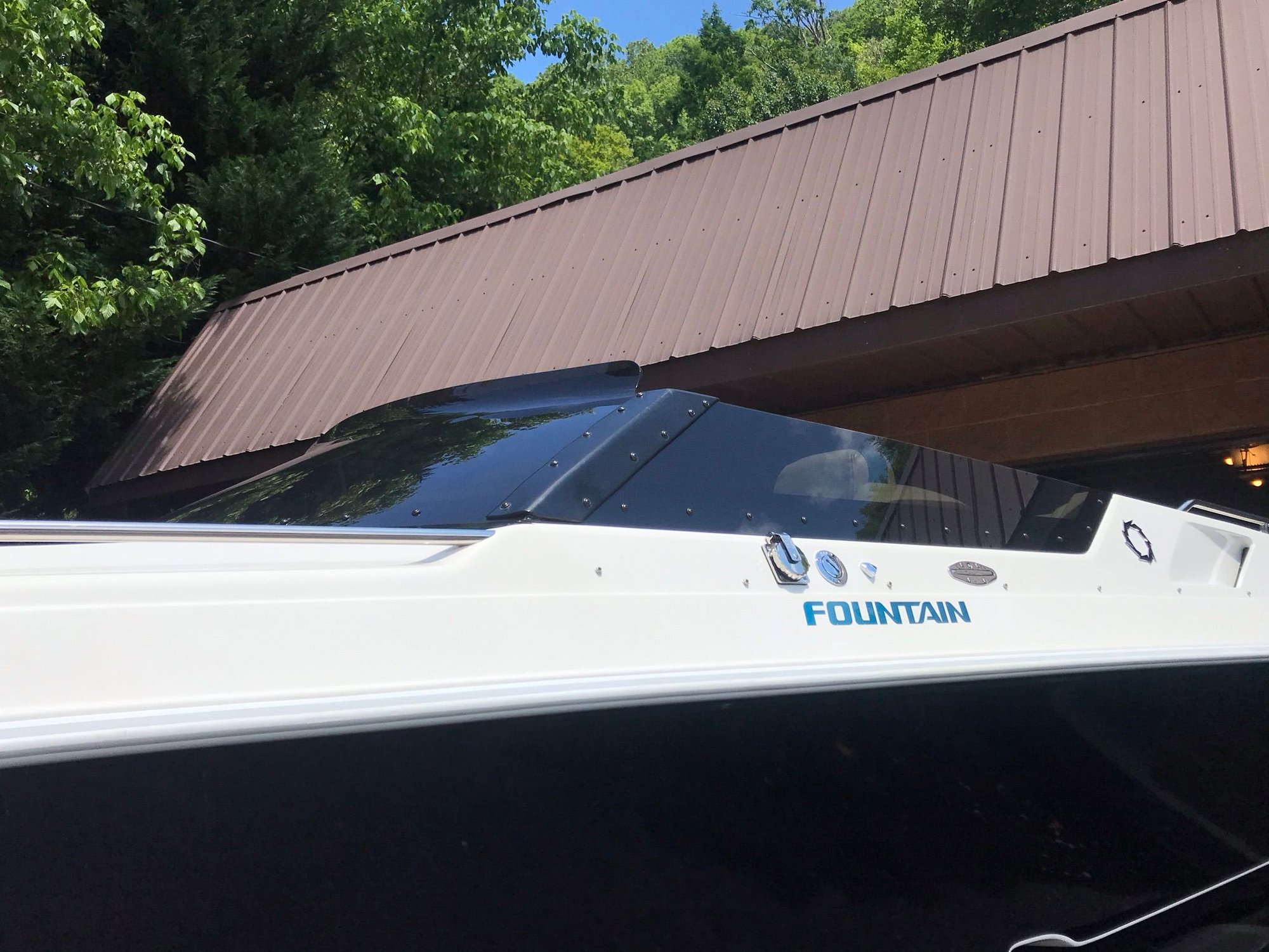 Donzi 38ZR Windshield - Offshoreonly.com